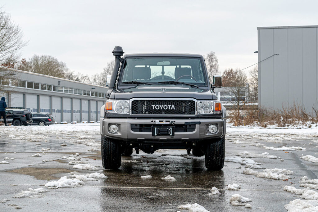 GRJ79 DC – Retro Mobility