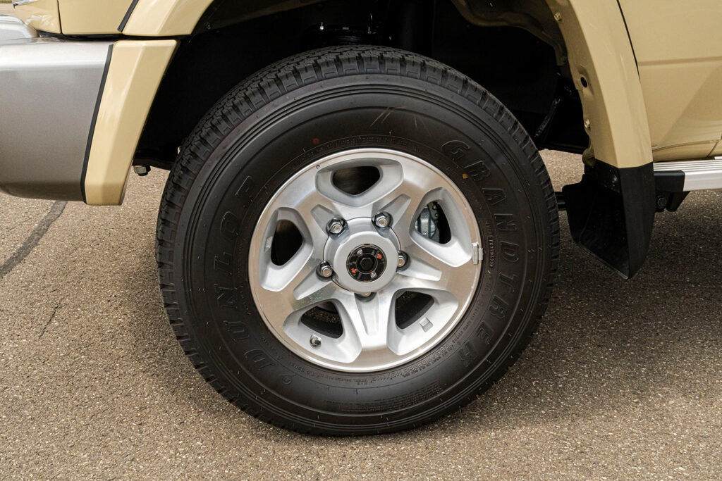 GRJ79 DC – Retro Mobility