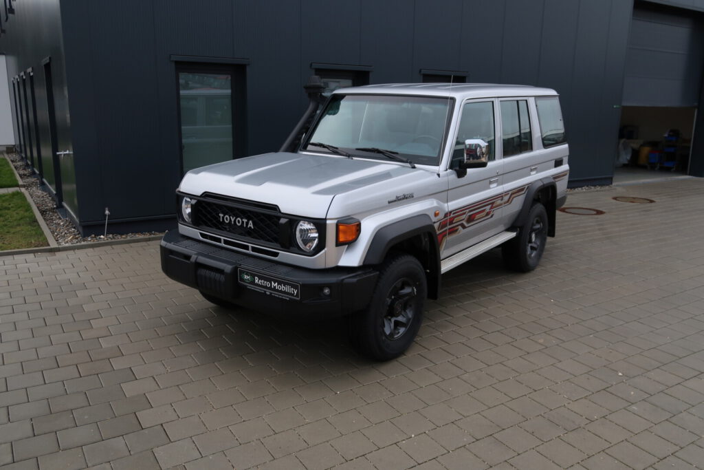 Land Cruiser GRJ76 Facelift – Retro Mobility