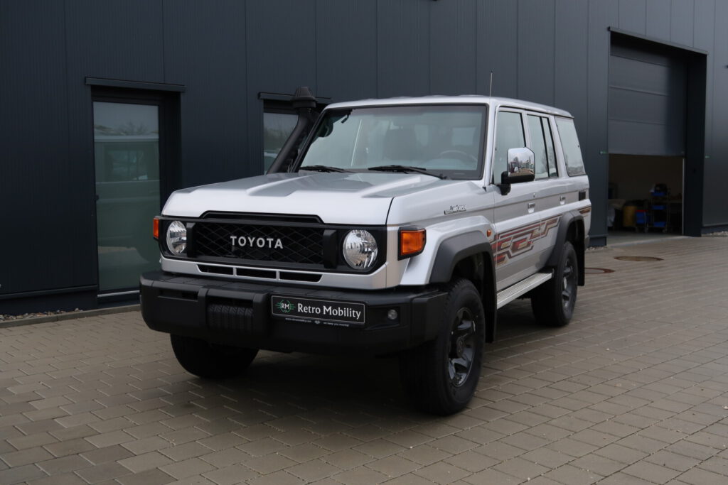 Land Cruiser GRJ76 Facelift – Retro Mobility