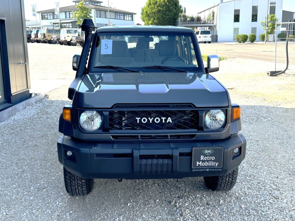 Land Cruiser GRJ76 Facelift – Retro Mobility