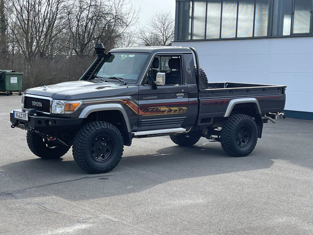 GRJ79 SC – Retro Mobility