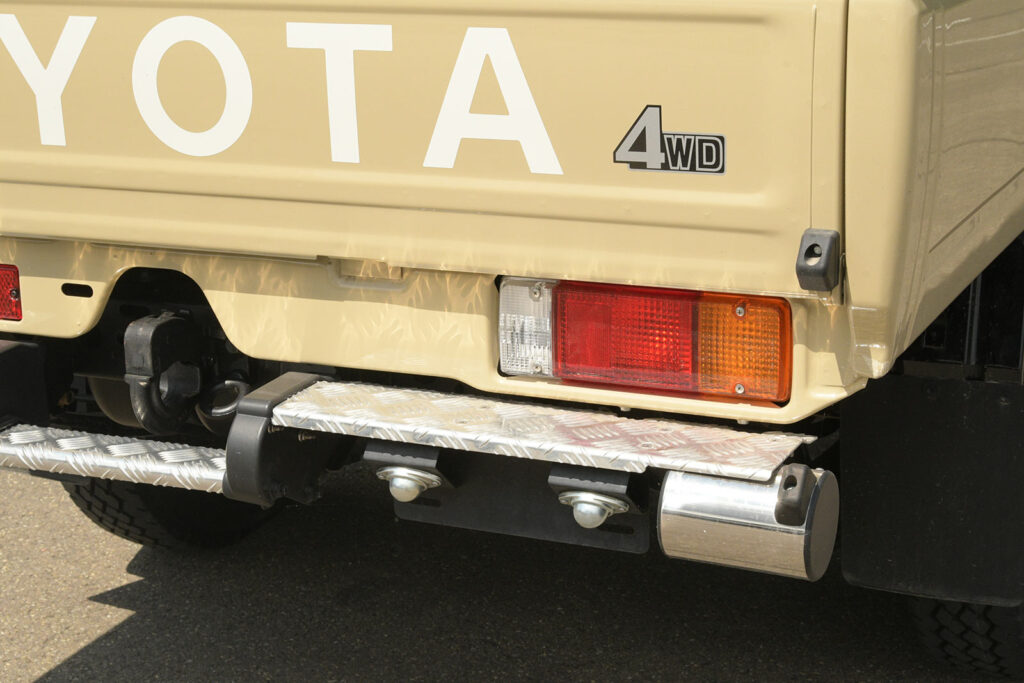 GRJ79 DC – Retro Mobility