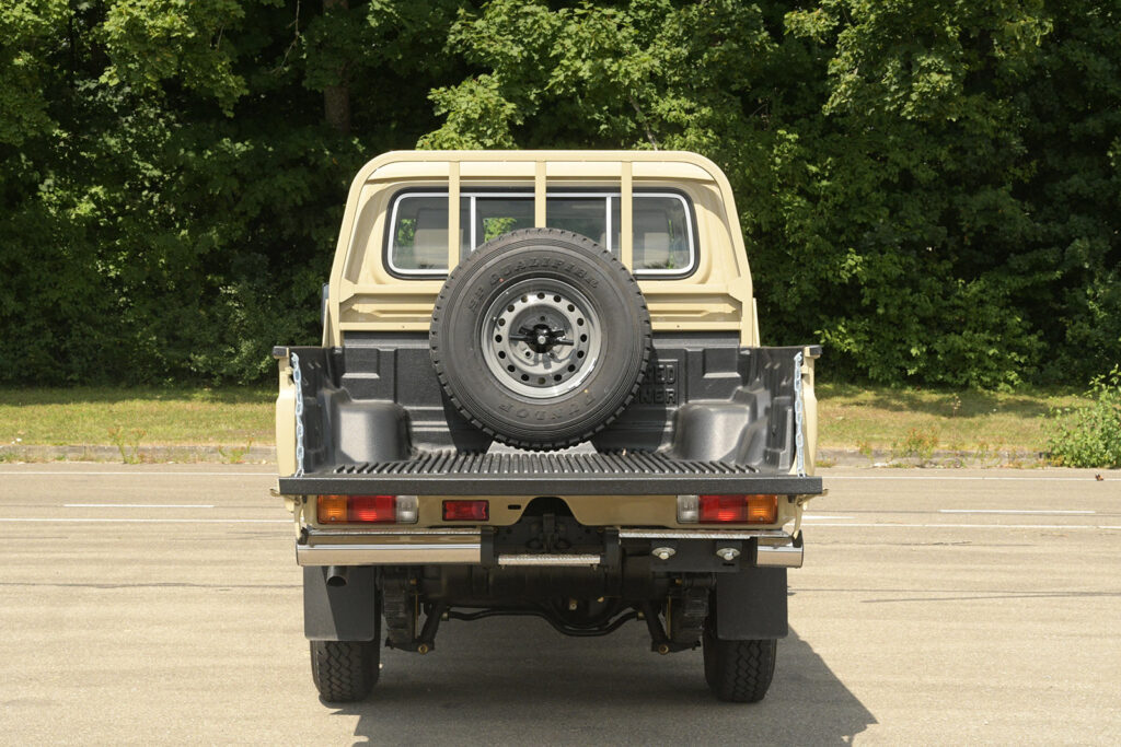 GRJ79 DC – Retro Mobility