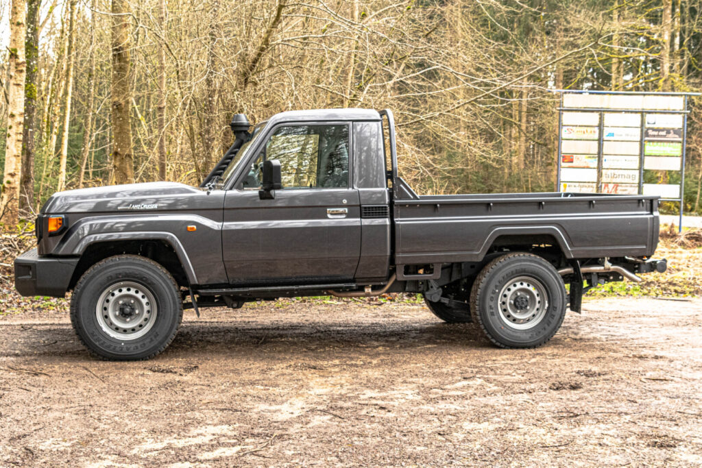 Land Cruiser GRJ79 SC Facelift – Retro Mobility